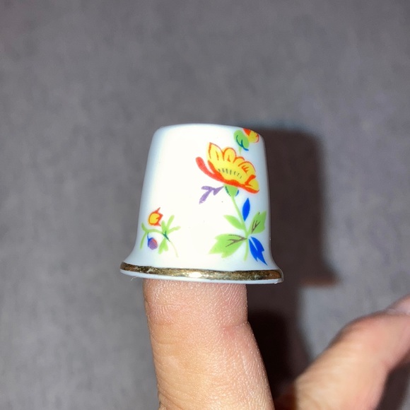 Vintage | Art | Vintage Limoges Porcelain Thimble Bright Colored ...